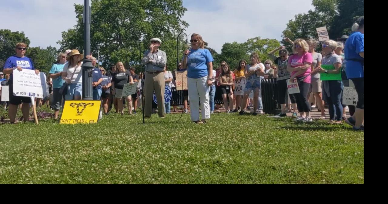 Hundreds protest in Vander Veer park in Davenport after Supreme Court ...