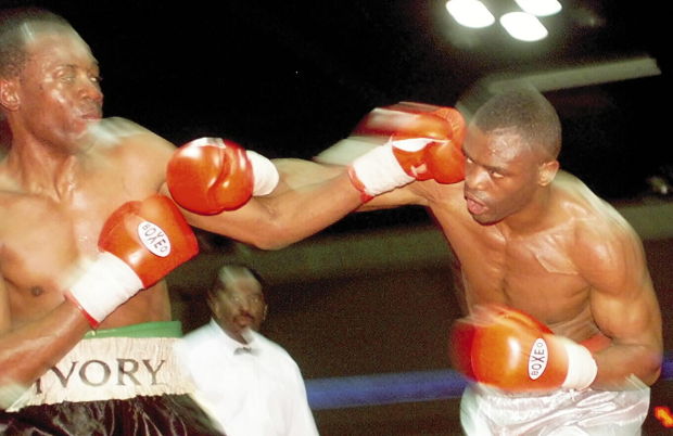 Photos: Antwun Echols | Sports | qctimes.com