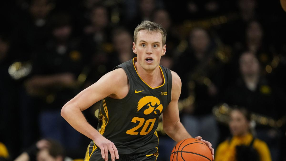 Iowa's Sandfort enters draft, will retain eligibility