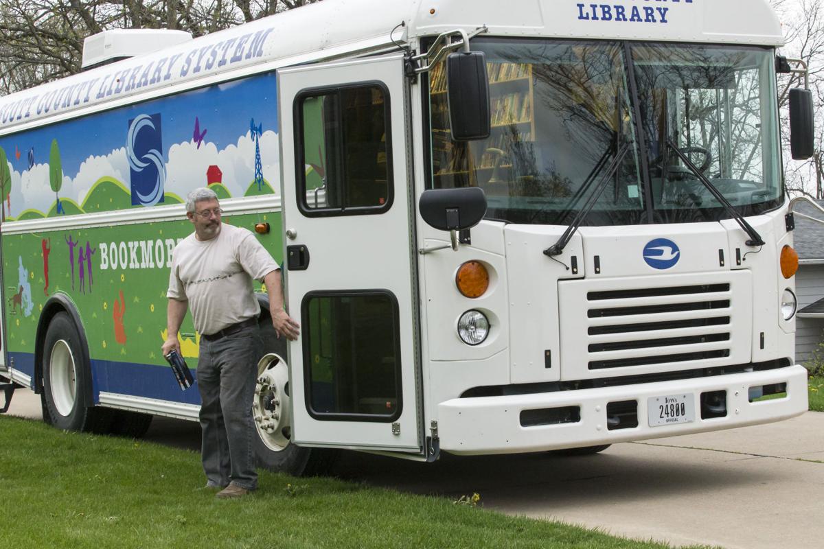 Notes @ Noon: Bookmobile brings neighbors together | Notes @ Noon ...