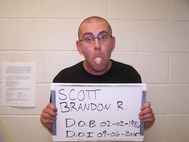 Missouri man gives cops memorable mugshot