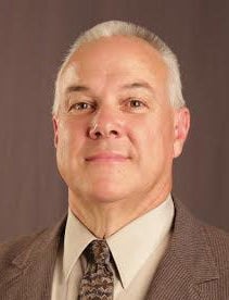 Republican Scott Sauer to keep his seat on Muscatine County Board of ...