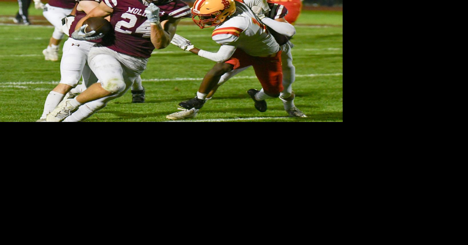 ILLINOIS PREP FOOTBALL: Moline surges past Rock Island, 28-10