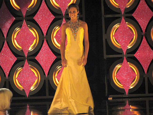 Miss Iowa Pauli Mayfield photos
