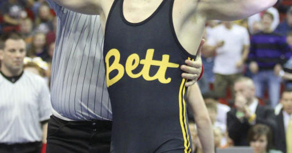 Bettendorf wrestler Logan Ryan to join brother at Iowa