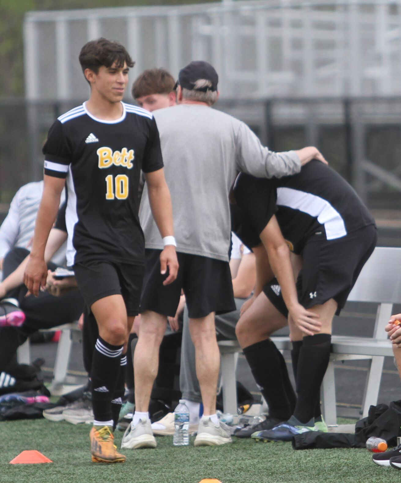 Landon Potts having stellar final season for Bettendorf