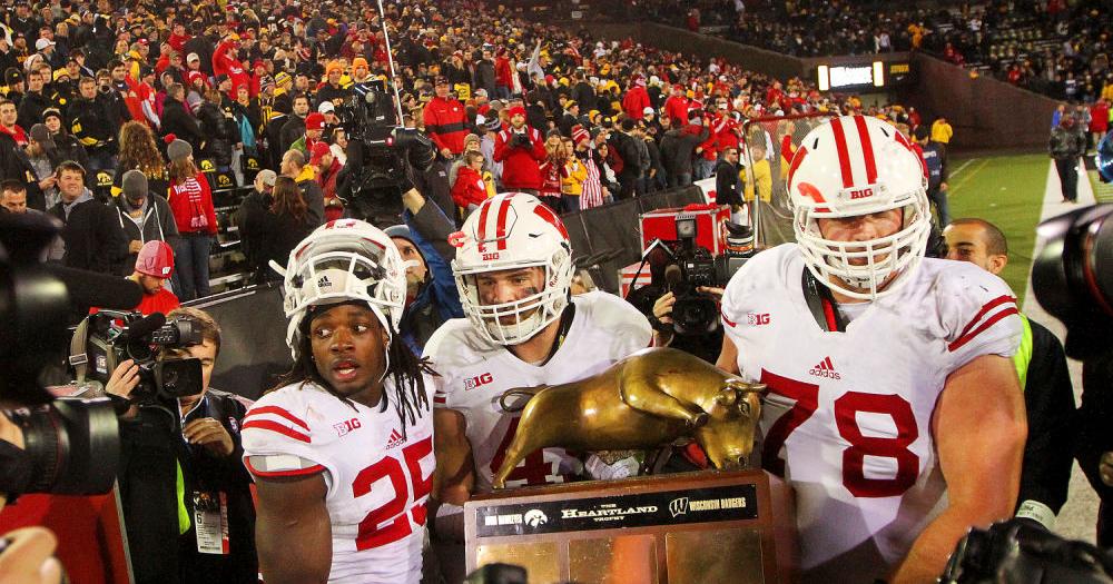 Gordon, Badgers turn back Hawkeye rally