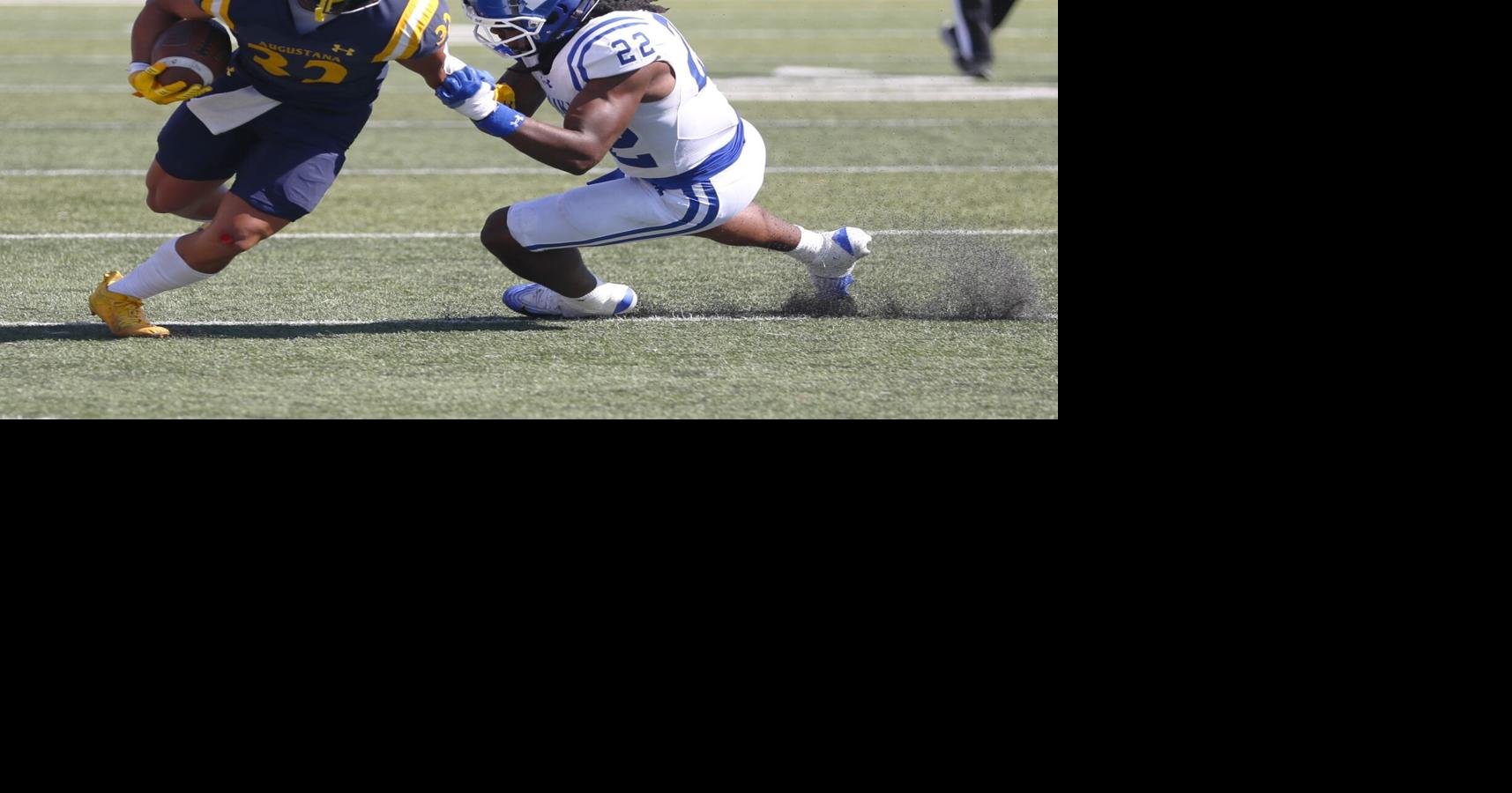 Opportunistic Augie Vikings hand Big Blue first setback