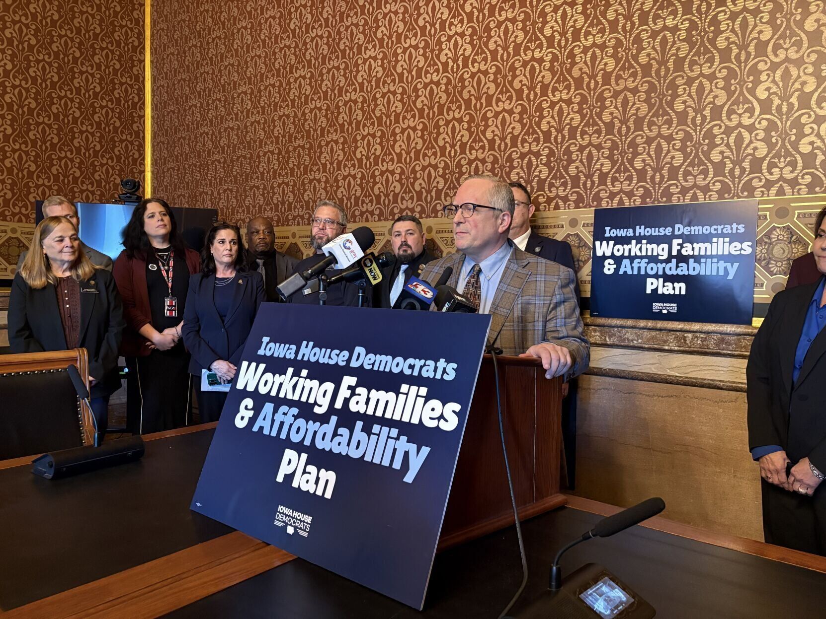Iowa House Democrats roll out affordability plan