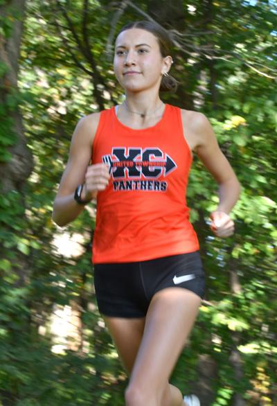 UT's Maddie Miller commits to UIS to continue cross country career