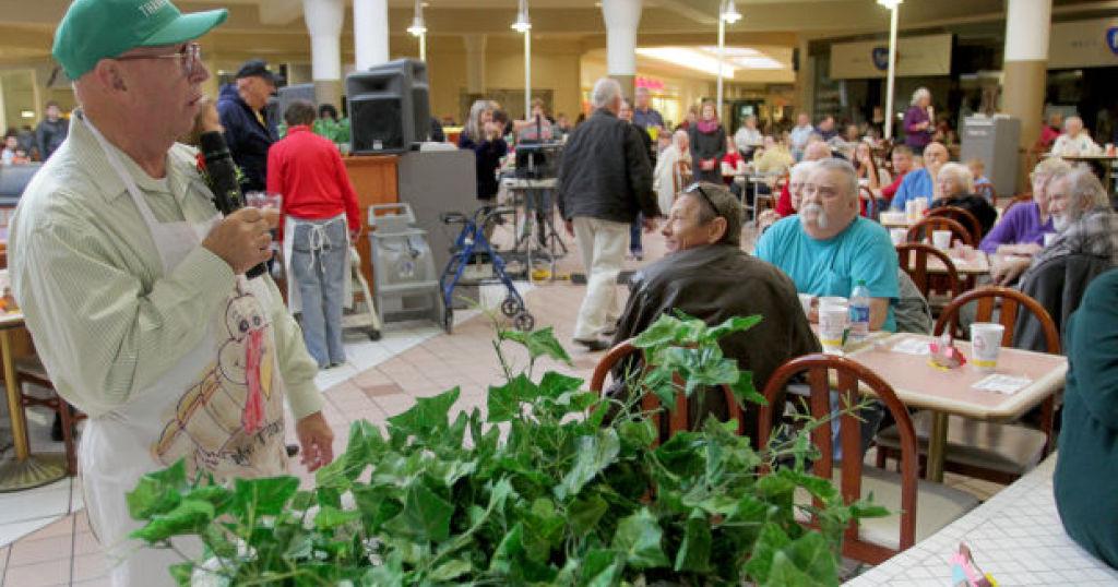 Food, fun and fellowship fill community dinner