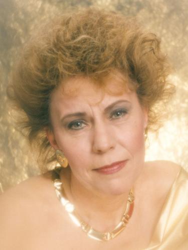 Carol Lesley