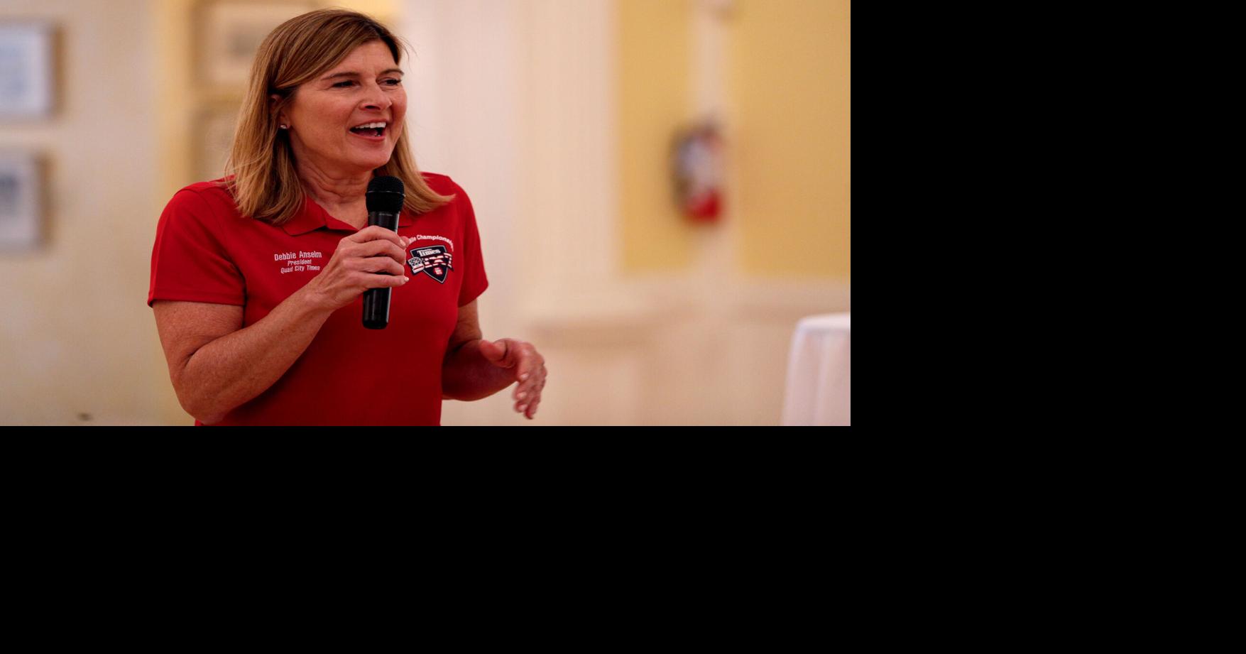 Sponsors and organizers for the Quad-City Times Bix7 dinner in pictures