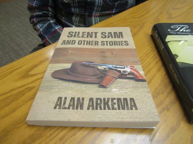 Muscatine writer publishes second novel