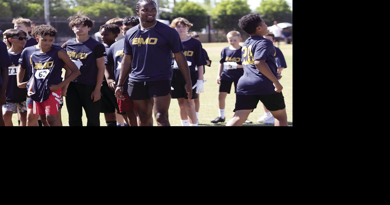 Benjamin Morrison giving back to community | Sports | queencreektribune.com