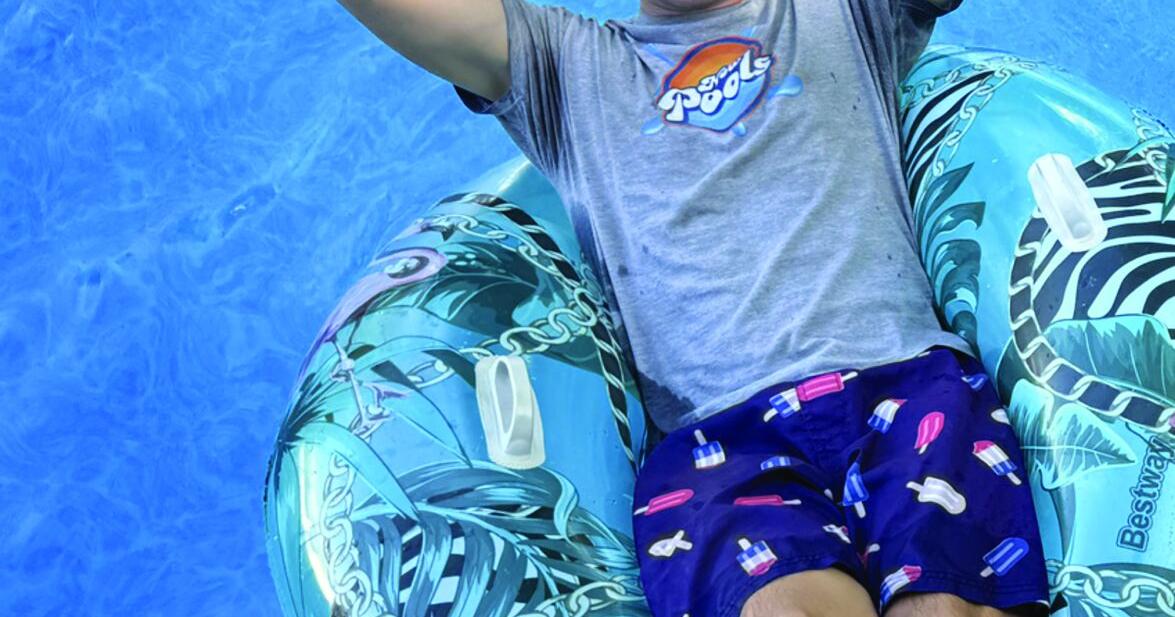 Above-ground pool rental company makes a splash | Business ...