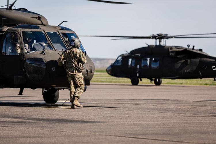 Inside a UH-60 Black Hawk ride | News | rangerreview.com