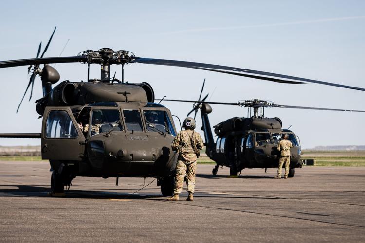 Inside a UH-60 Black Hawk ride | News | rangerreview.com