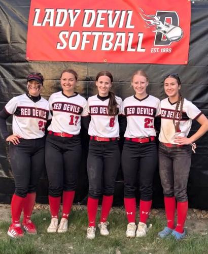 DCHS Softball wraps up conference play | Sports | rangerreview.com