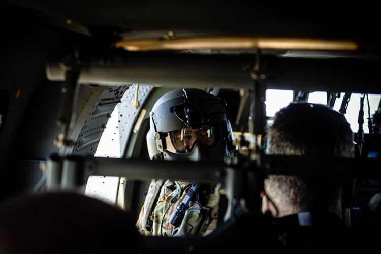 Inside a UH-60 Black Hawk ride | News | rangerreview.com