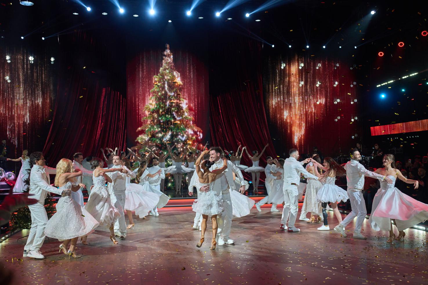 Ukraine revives 'Dancing with the Stars' with wartime heroes