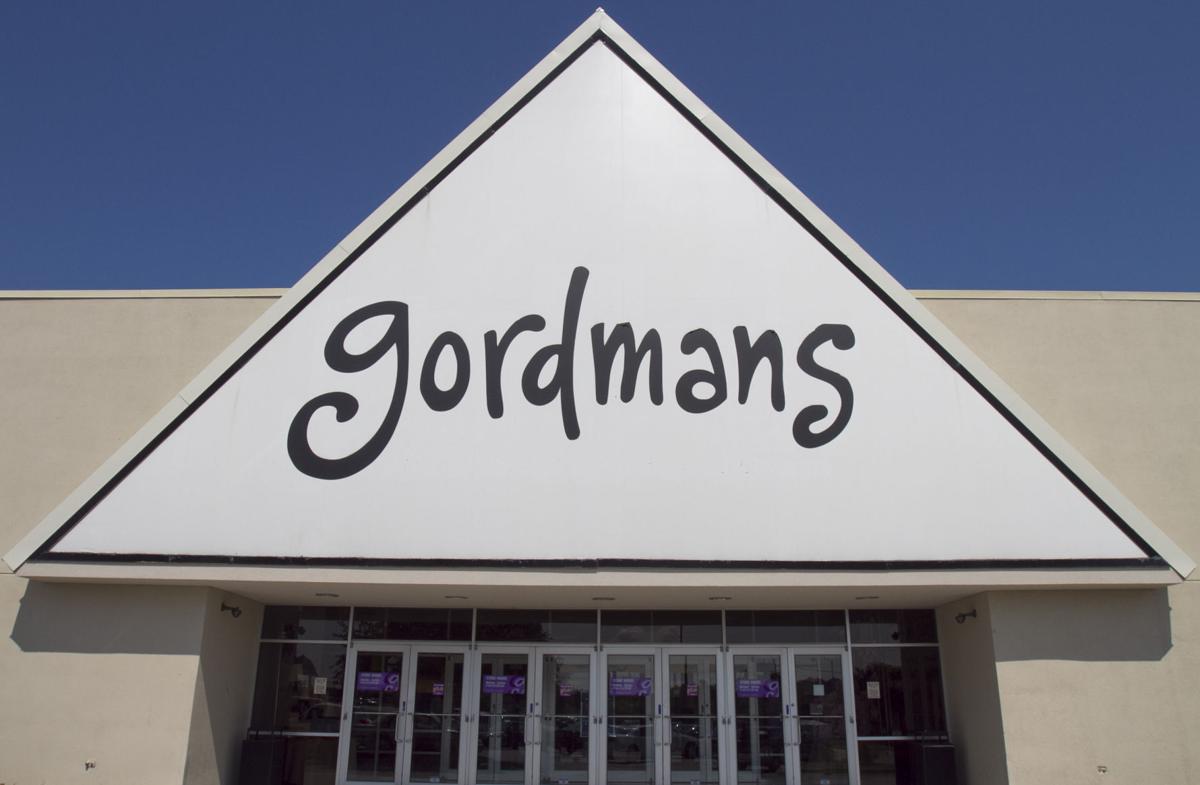 Gordmans stores attract 2 bidders in bankruptcy court