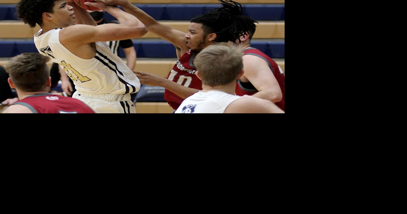 Kolten Mortensen hits 3-pointer with less than a second to lift Mines ...