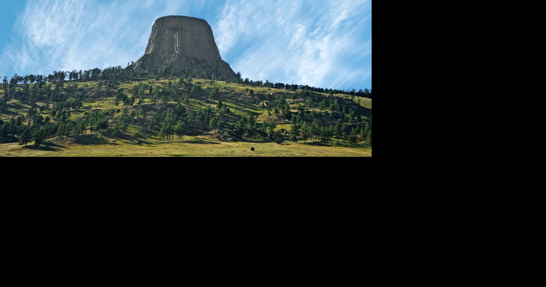21-year-old rock climber dies after fall at Devils Tower