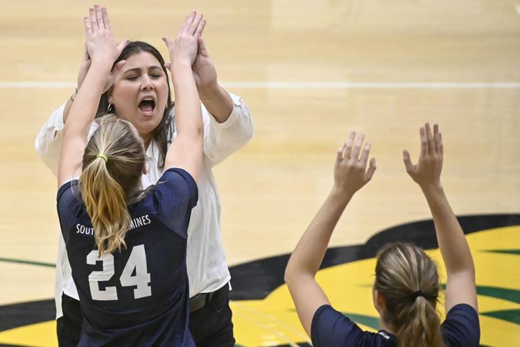 Mines volleyball off to hot start thanks to productive newcomers