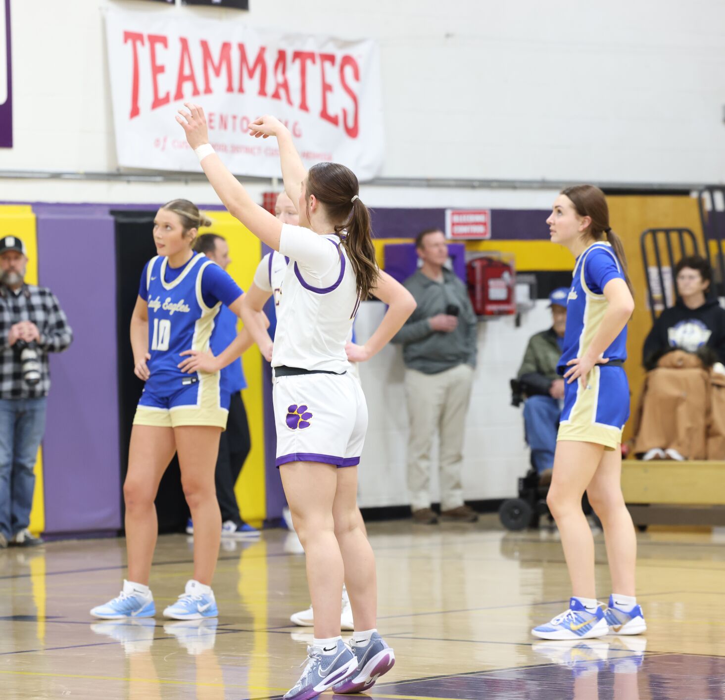 Wall girls basketball beats Custer on Saturday, January 24