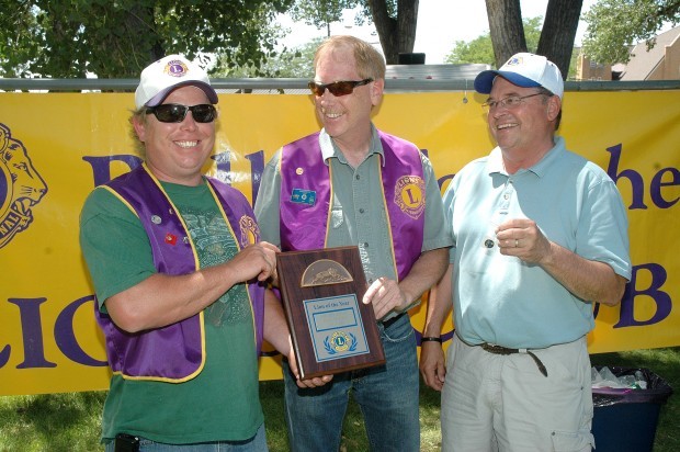 Bartels receives Lion of Year plaque