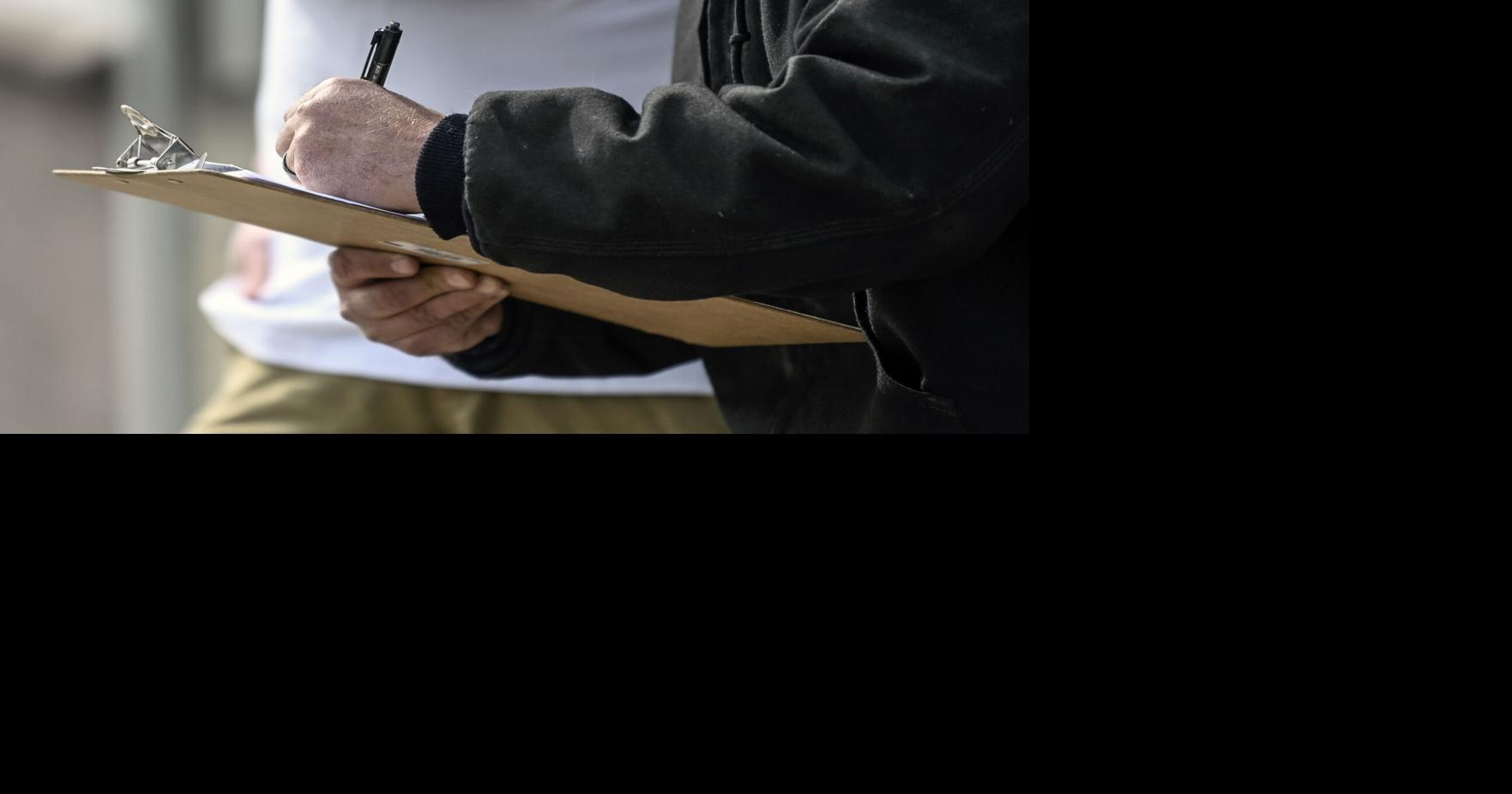 Marijuana legalization campaign submits signatures for ballot