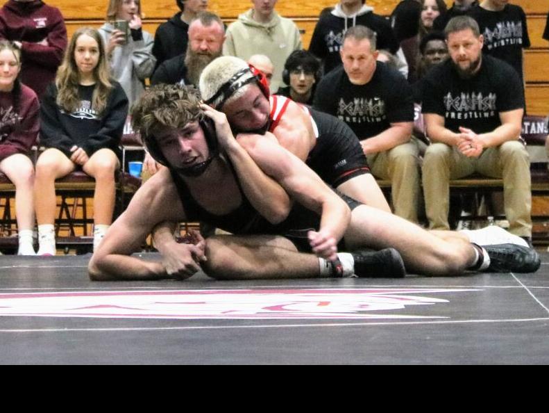 Experienced Sturgis boys grappling with lofty expectations