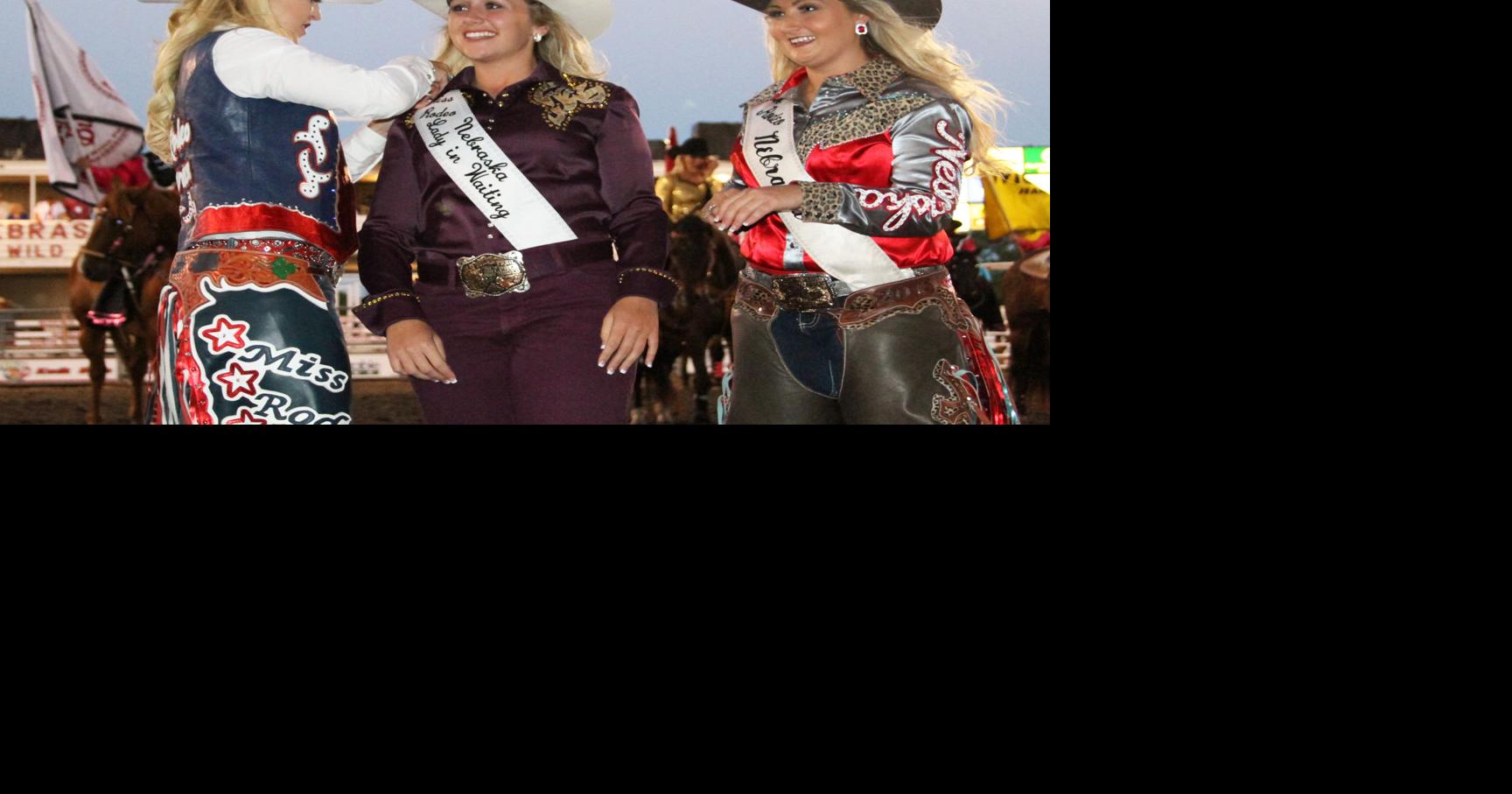 Chadron State's Schlichtemeier crowned Miss Rodeo Nebraska 2017