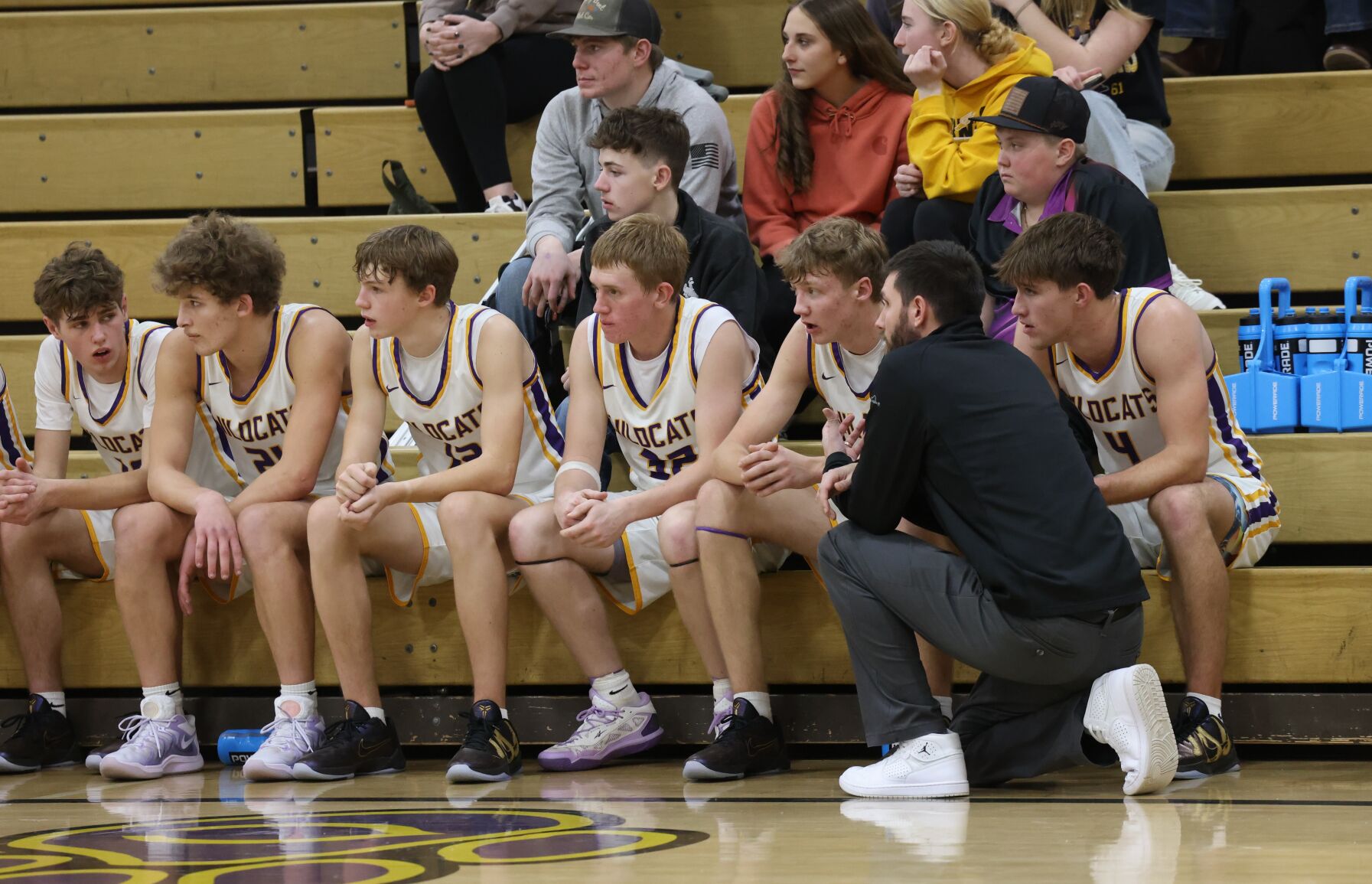 Seniors lead young Custer boys basketball team