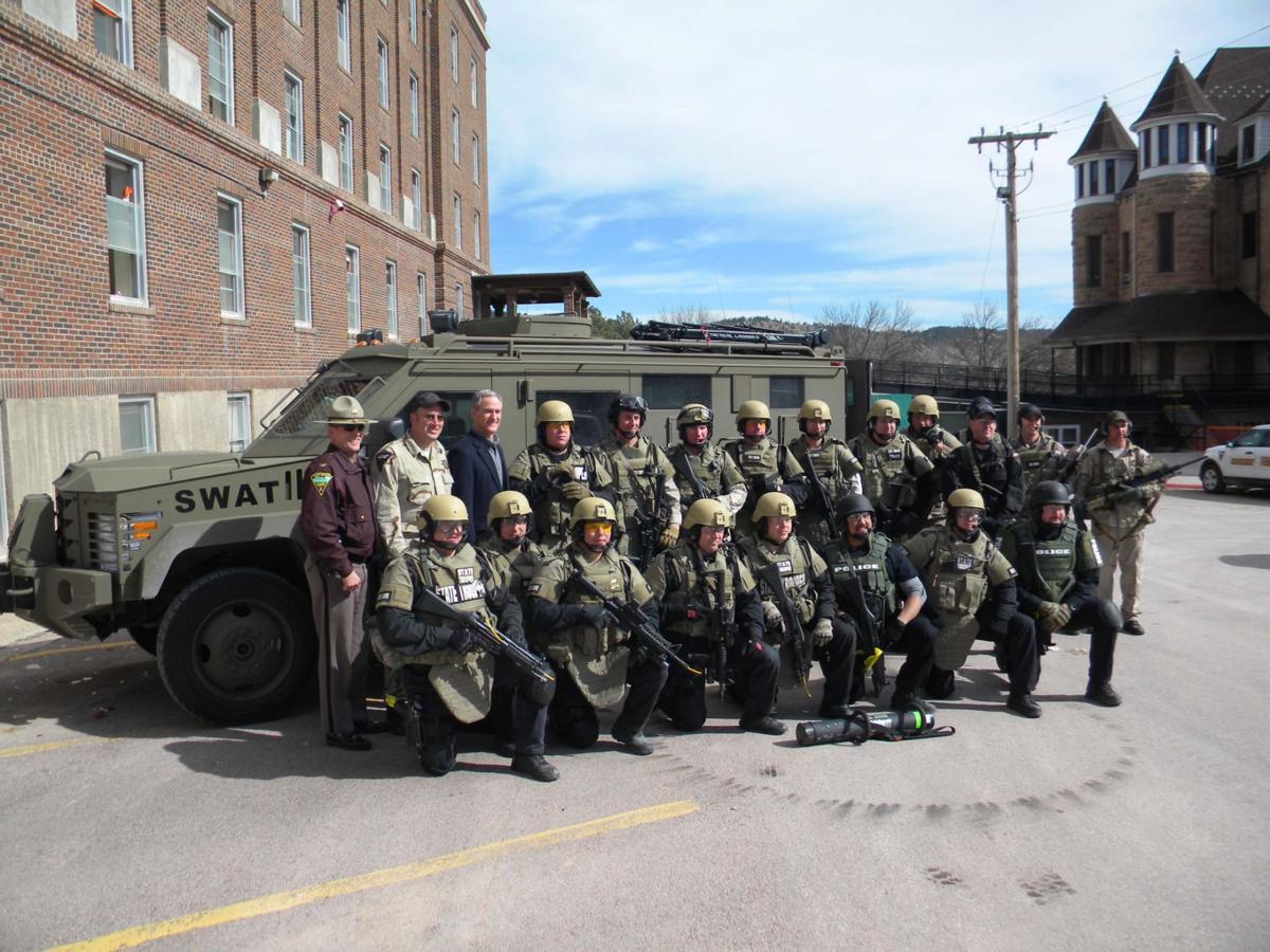 Gov. visits State Home to view SWAT training | Hot Springs ...