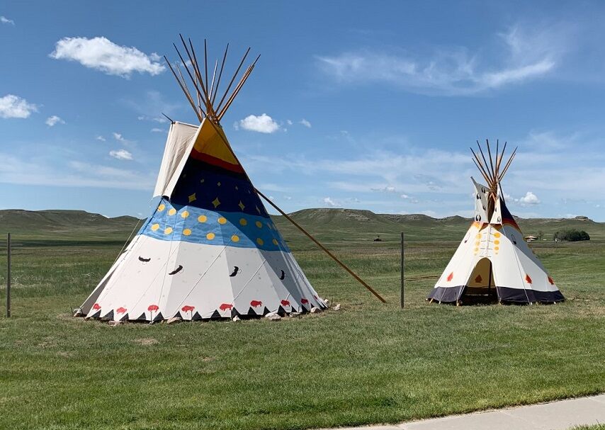 Tipis, drums return to prairie on Agate's birthday