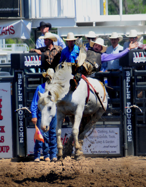 Team South Dakota heads to High School National Finals Rodeo | Belle ...