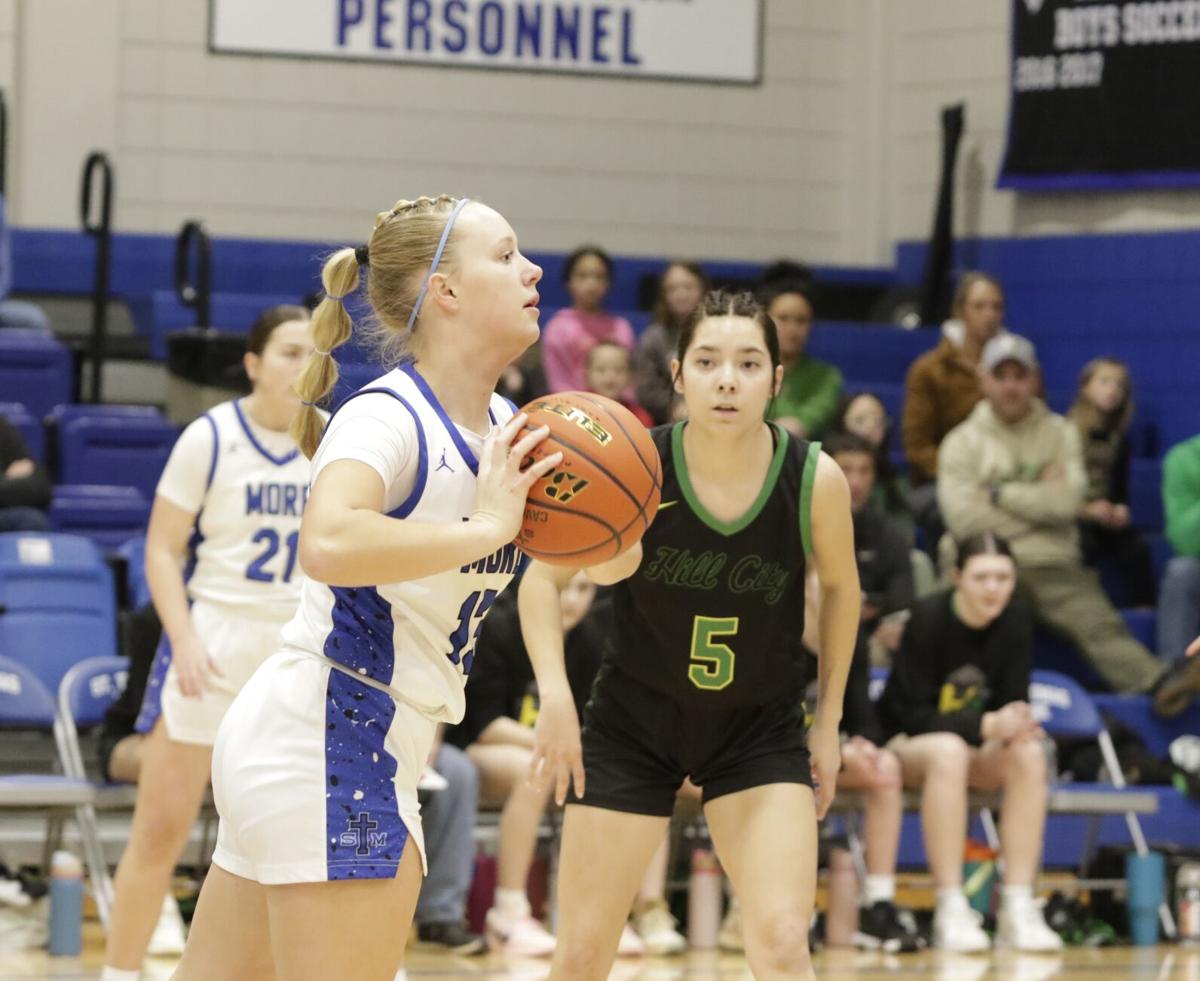 'Amazing': St. Thomas More girls basketball makes SoDak 16