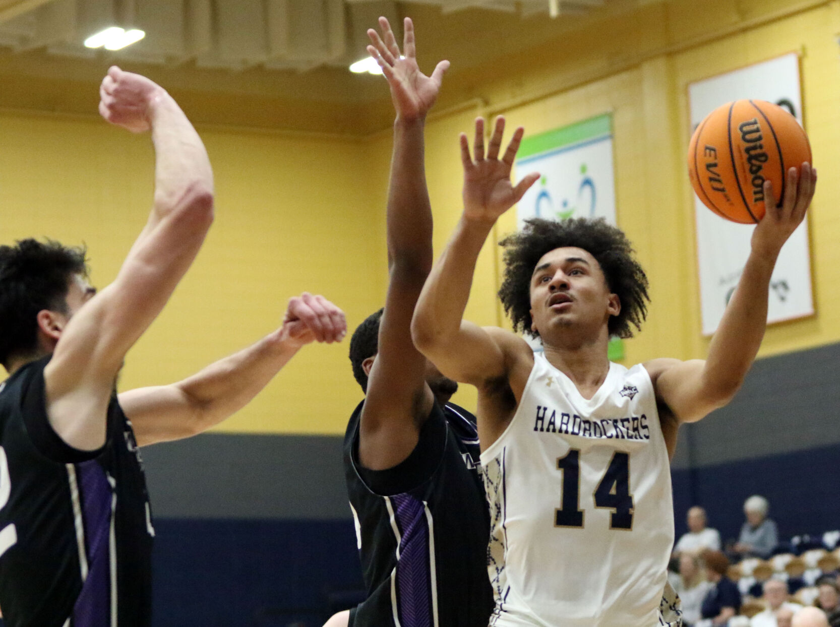 Hardrocker men, women pick up momentum within RMAC play