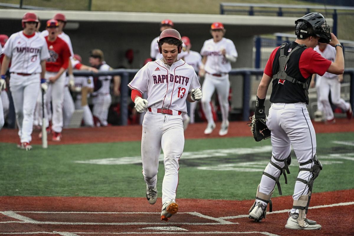 Hardhats rack up steals in 9-inning win over Gillette