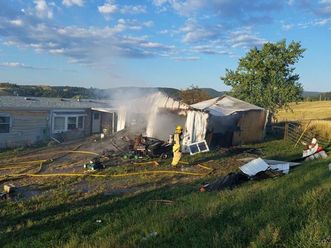 Early morning fire destroys garage in Meade County, no one hurt