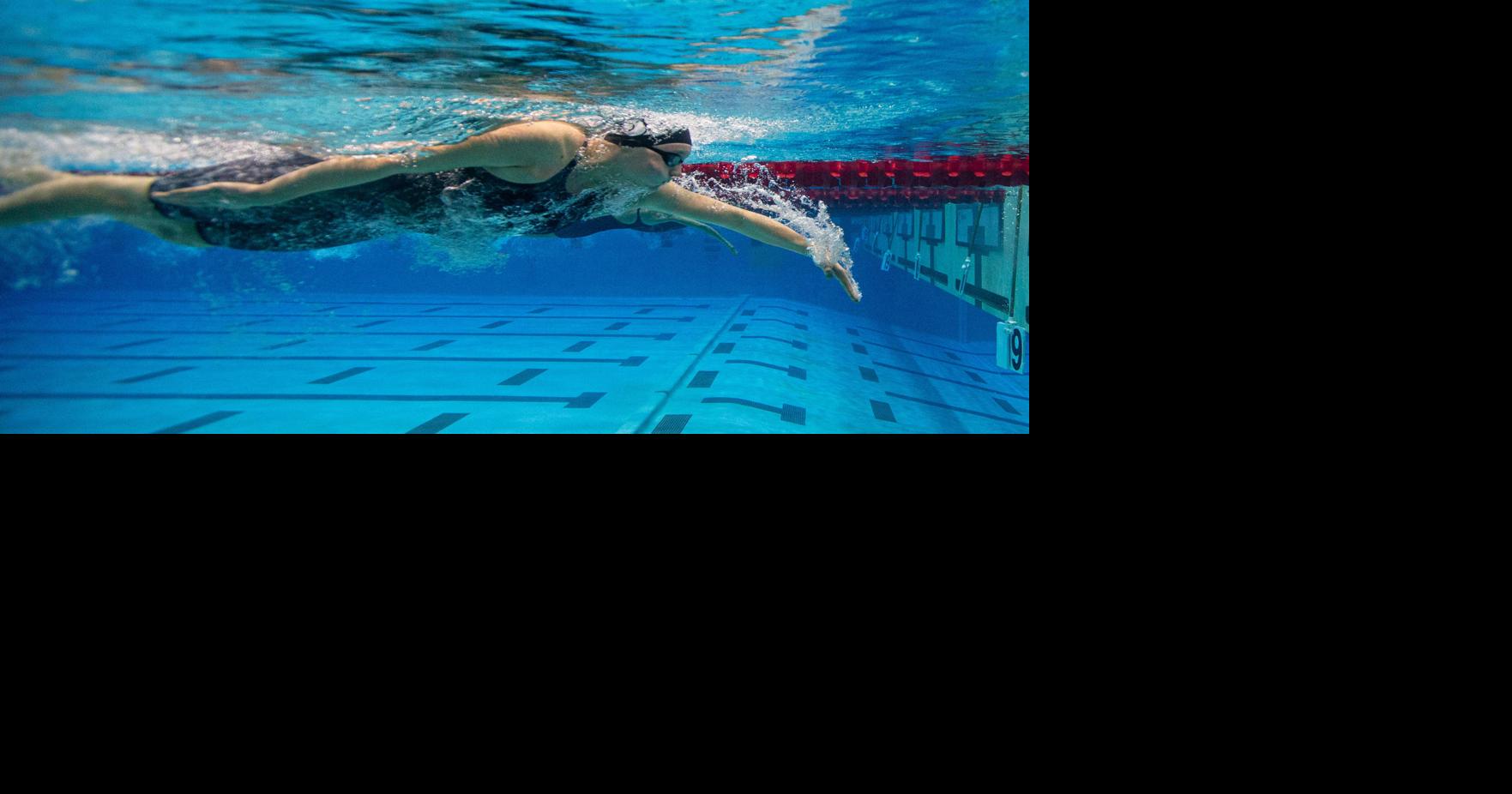 Chloe Larson, Taylor Beagle reach milestones in collegiate swimming