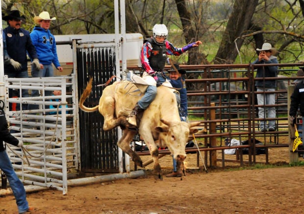 Rodeo season chutes out in Belle Fourche