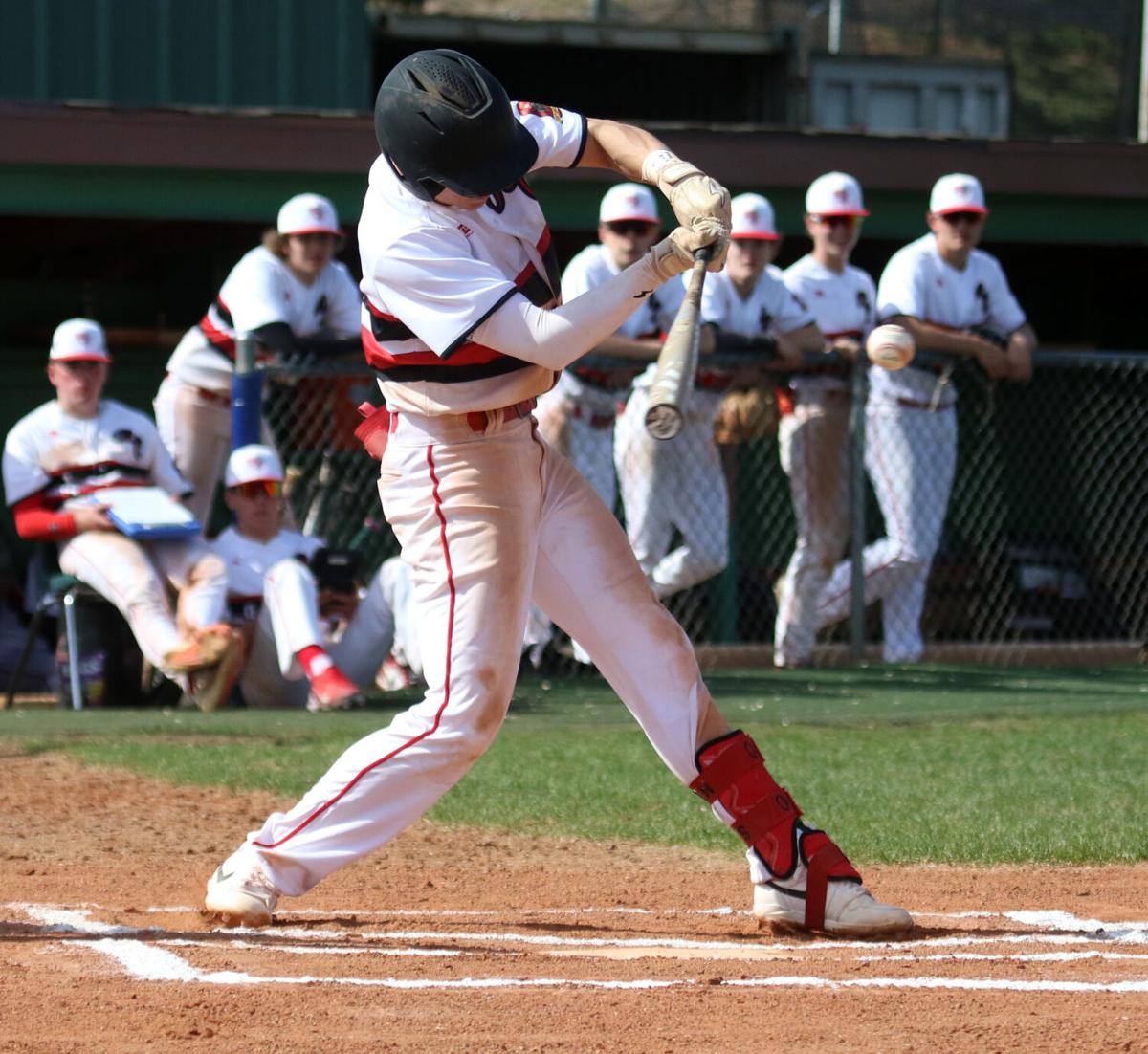 Stars win pair of Sunday thrillers, Hardhats apply brooms to Cheyenne ...