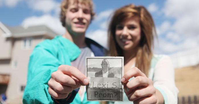 Prom goers make their invites special, unique
