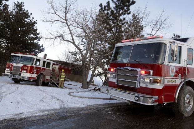 Fire crews respond to structure fire on Skyline Drive