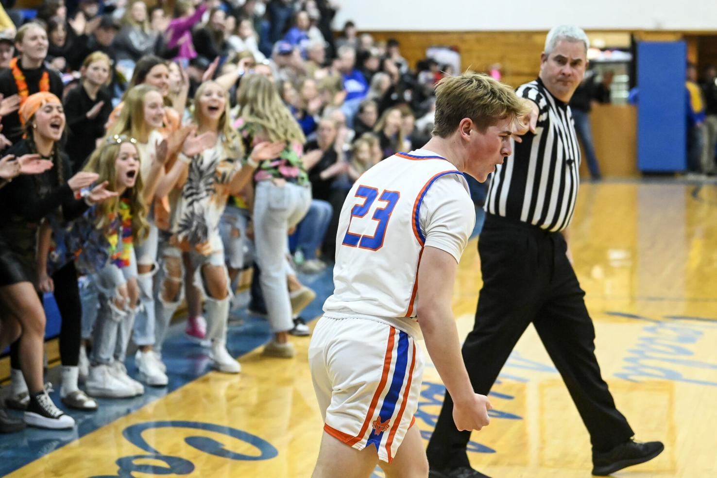 Coyotes' Kaden Kinsley lights up Lyman to cap Day 1 at Jones County ...