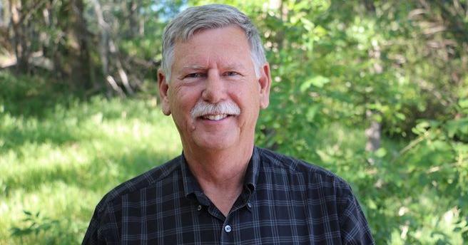 Local science director retiring from USGS