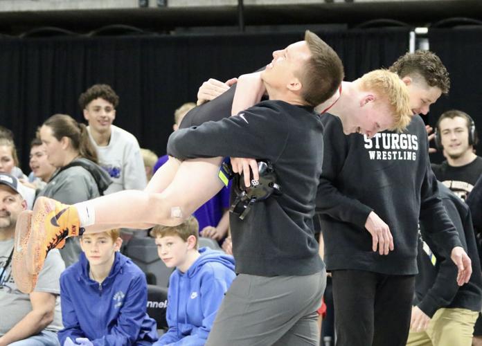 South Dakota Boys State Wrestling semifinal recap